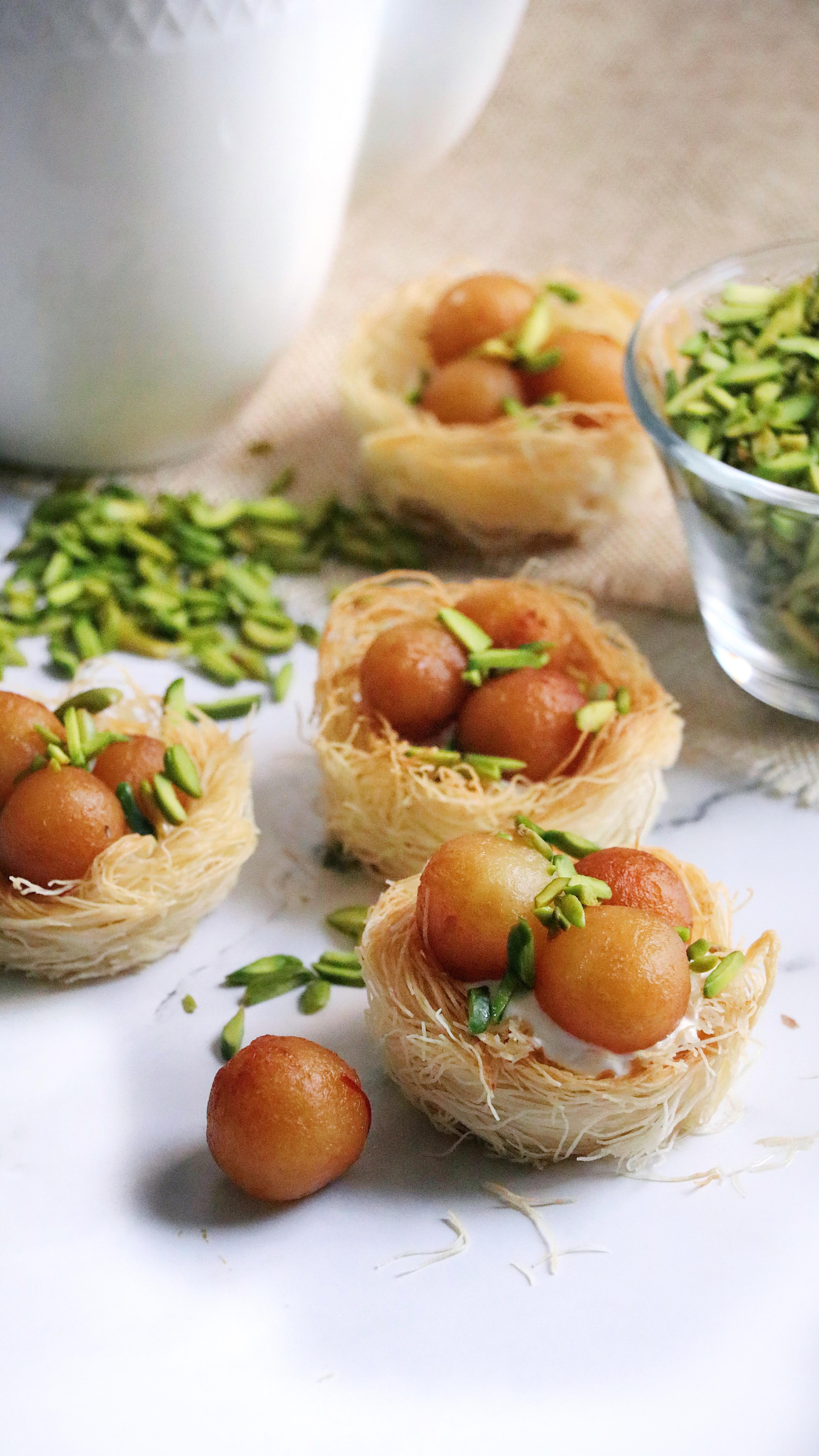 Honey Comb Bread- Yemeni Khaliat Nahal - Strawberry in the Desert