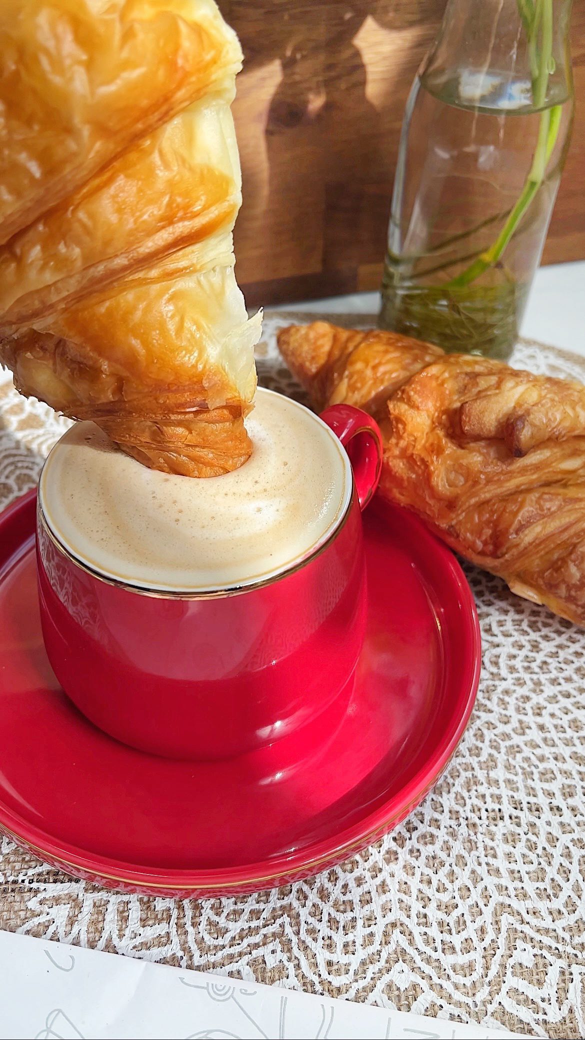 Spicy Schezwan Momos (Dumplings) - Strawberry in the Desert